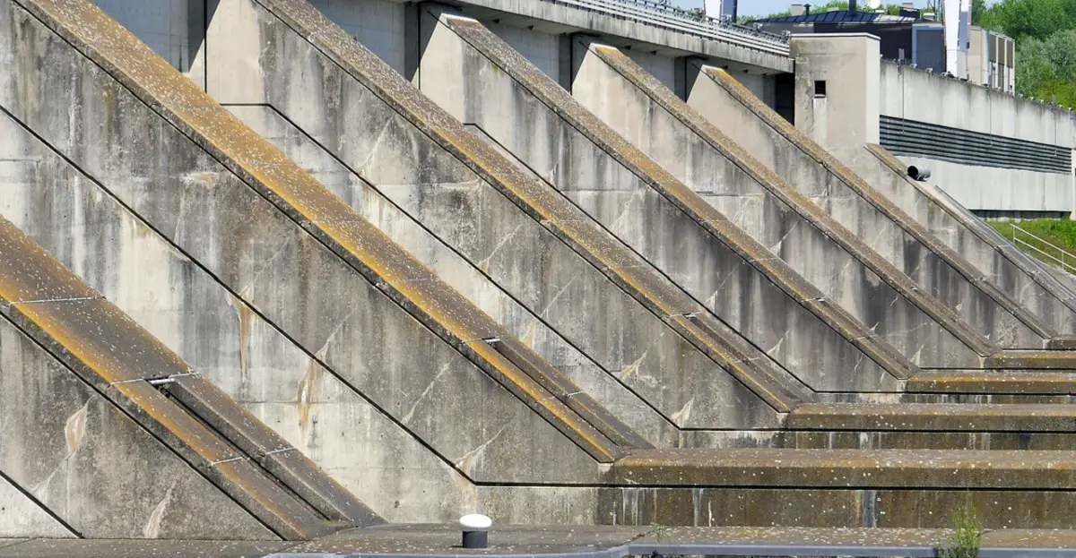 What is Tidal energy | How it is harnessed? | Power plants